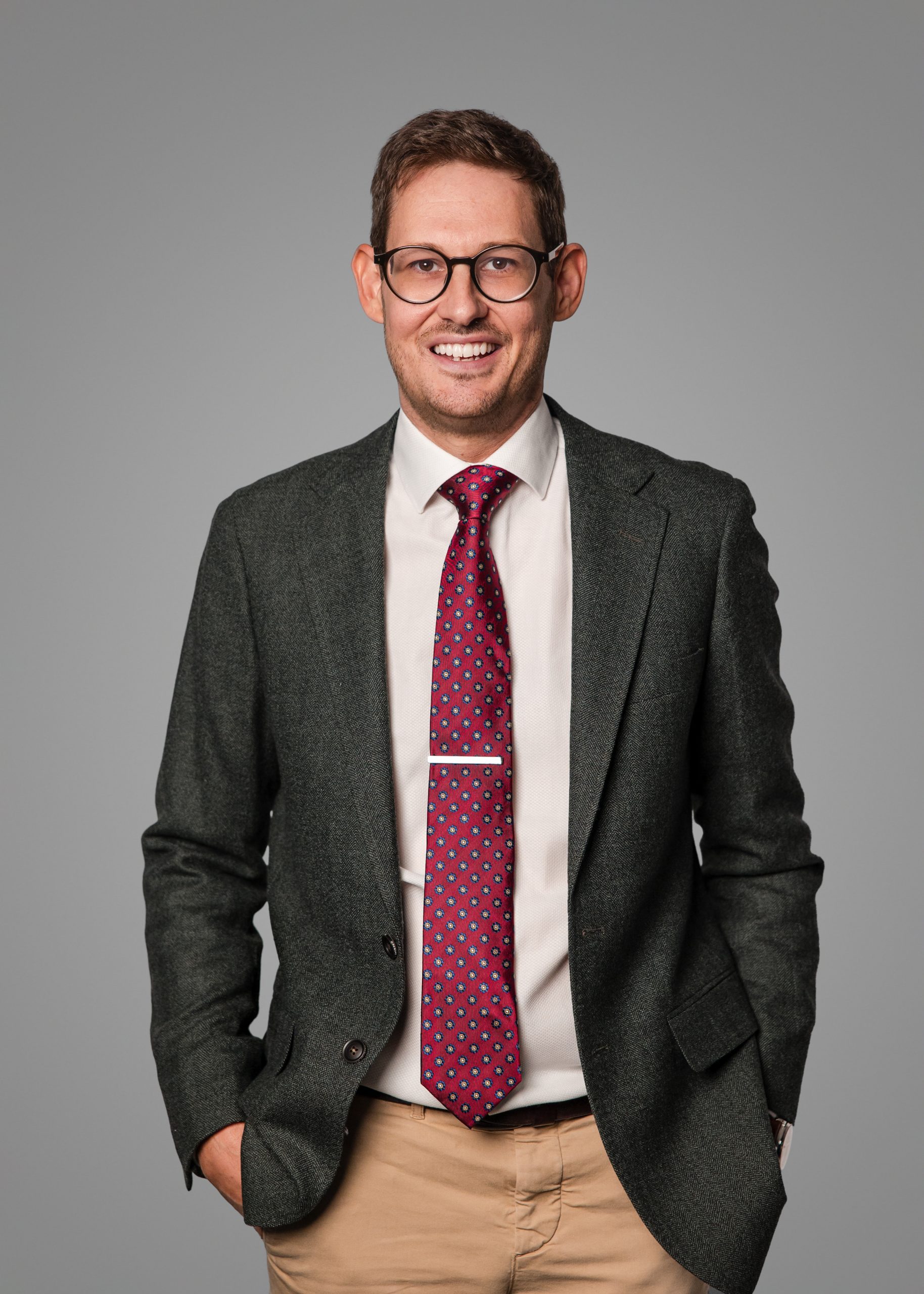 Thomas Rowan is a disputes and litigation lawyer